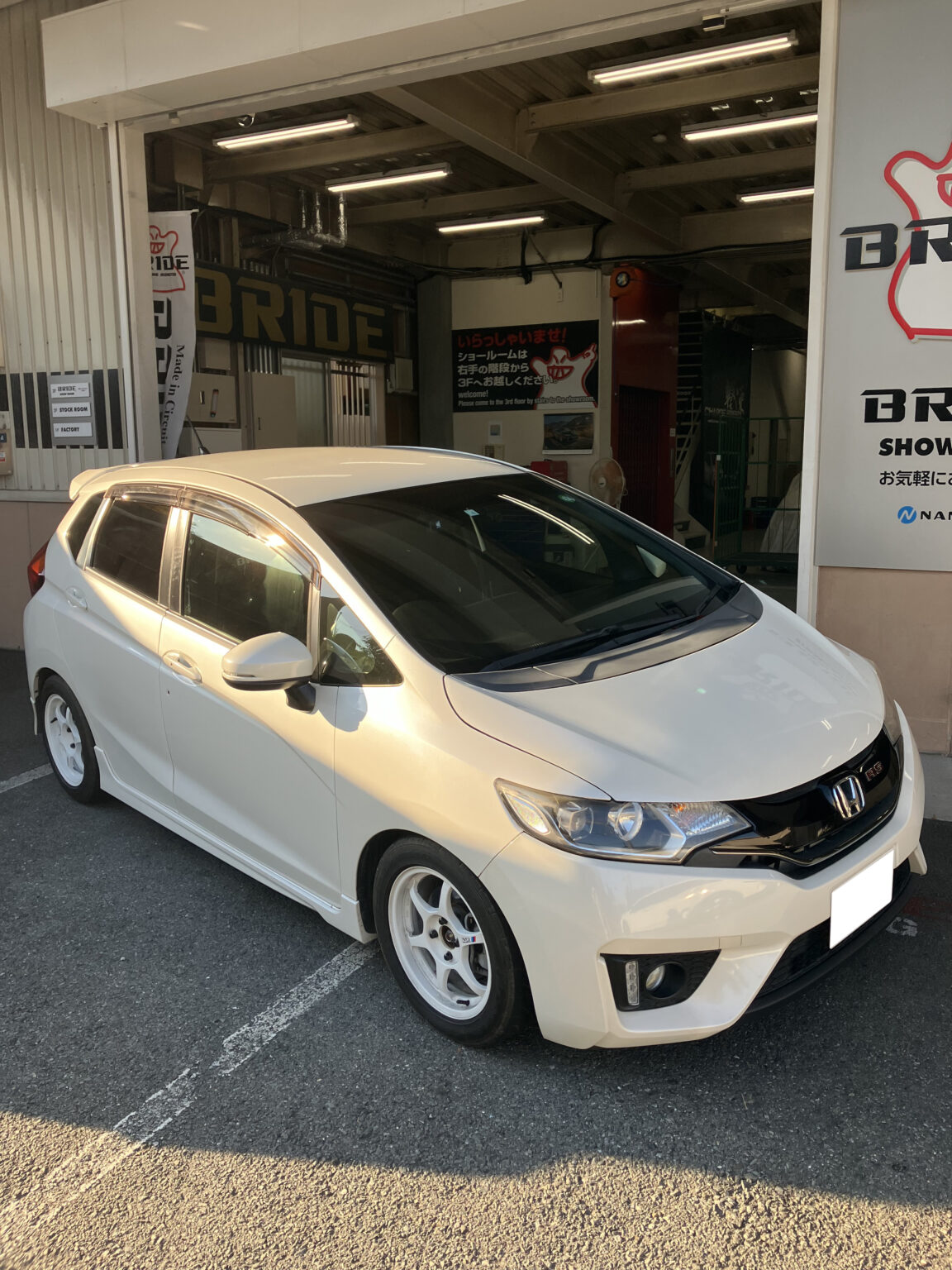 ZETAシリーズ - Bride Showroom Web サイト